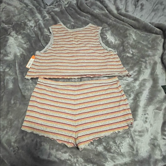 Colsie | Intimates & Sleepwear | Colsie Lettuce Trim Cropped Tank Top ...